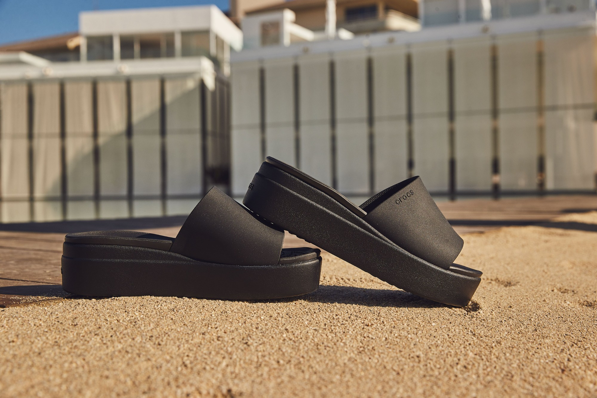 Crocs™ Brooklyn Slide | crocs.lt